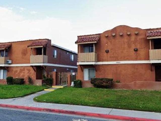 1 Br, 1 bath, Condo 38551/38561 11th St E