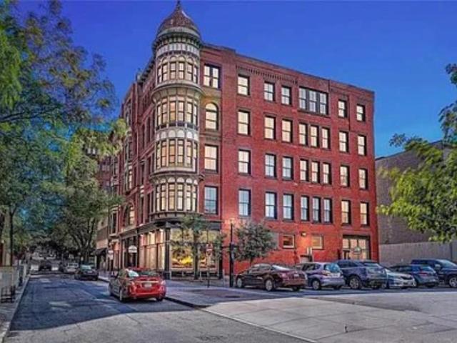 1 Br, 1 bath, Condo 385 Westminster St