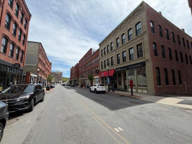 1 Br, 1 bath, Condo 38 Washington St