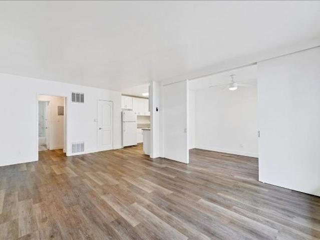 1 Br, 1 bath, Condo 3905 S Stevely Ave