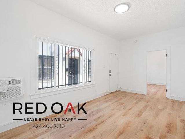 1 Br, 1 bath, Condo 3906 Mont Clair St