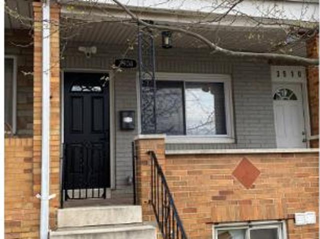 1 Br, 1 bath, Condo 3908 Claremont Avenue Available $600