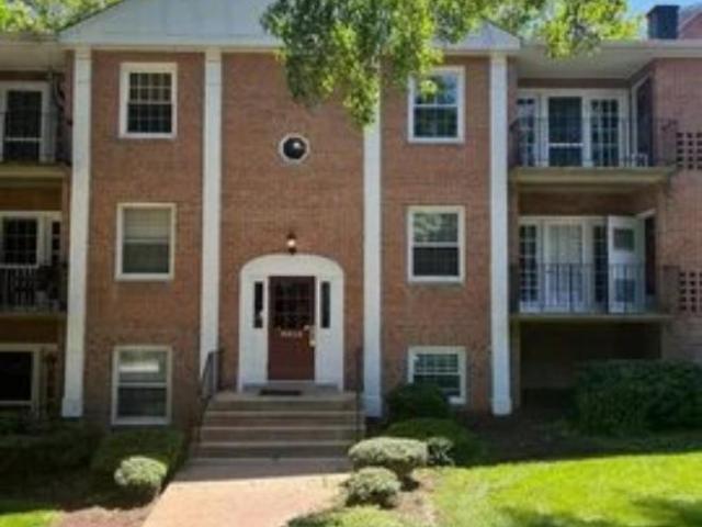 1 Br, 1 bath, Condo 3915 Lyndhurst Dr