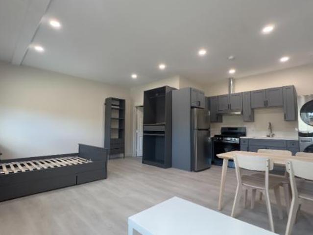 1 Br, 1 bath, Condo 39391 Tiburon Drive