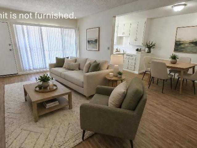 1 Br, 1 bath, Condo 3945 Stevely Ave