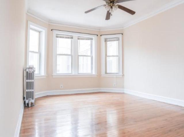 1 Br, 1 bath, Condo 3948 Dakin