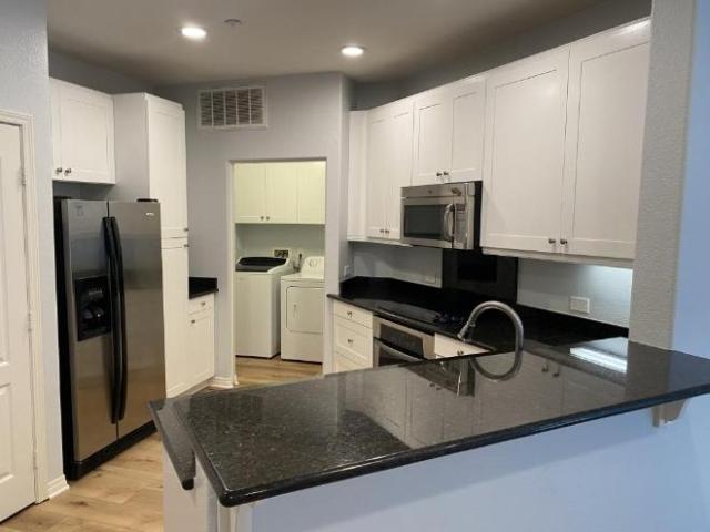 1 Br, 1 bath, Condo 3957 30th St