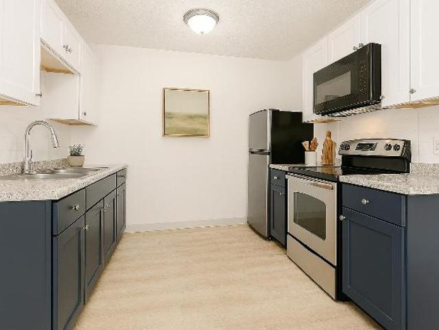 1 Br, 1 bath, Condo 3950 Galley Rd