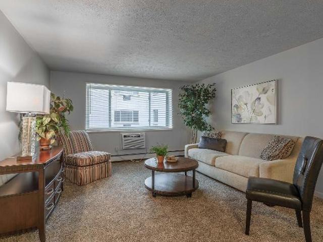 1 Br, 1 bath, Condo 39 Central Ave