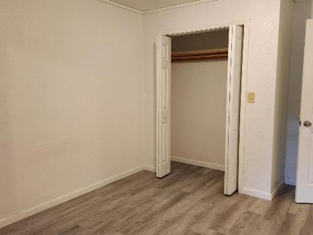 1 Br, 1 bath, Apartment 408 Lewis Road