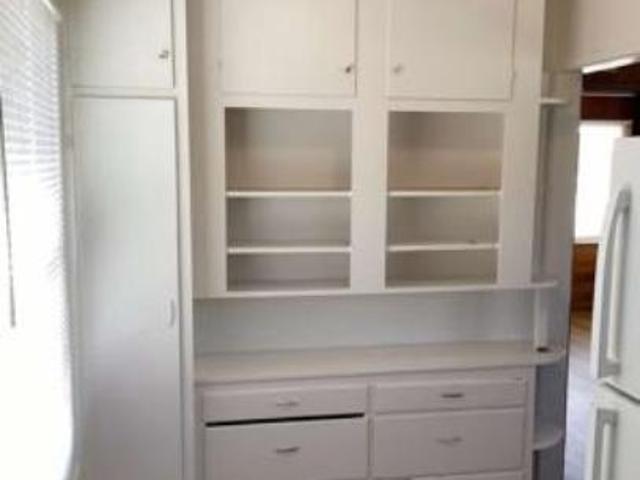 1 Br, 1 bath, Other 410 E Beach
