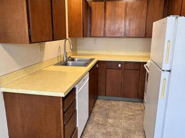 1 Br, 1 bath, Other 437 Hewitt Avenue