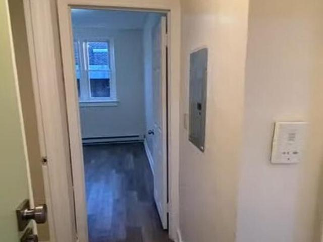 1 Br, 1 bath, Apartment 453 North 50th Street
