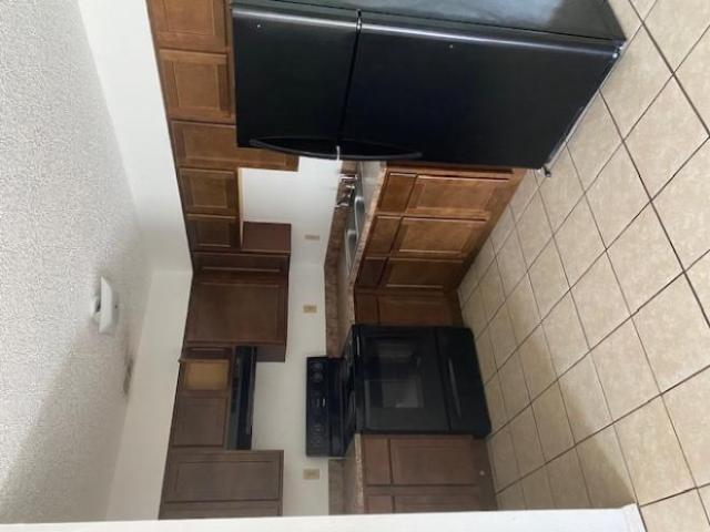 1 Br, 1 bath, Other 519 N Lanier Ave