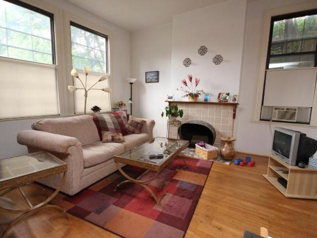 1 Br, 1 bath, Apartment 5533 Ellsworth Avenue
