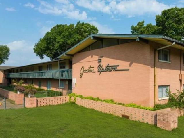 1 Br, 1 bath, Other 5645 Gaston Avenue