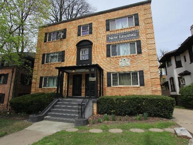 1 Br, 1 bath, Apartment 5939 Fifth Avenue