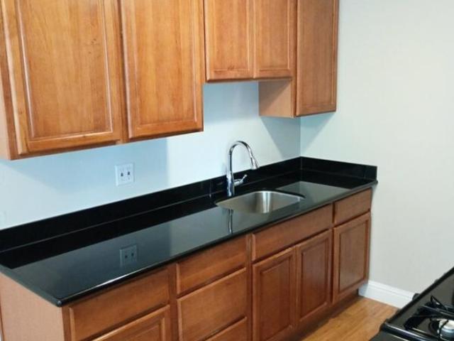 1 Br, 1 bath, Other 600 Alhambra Way