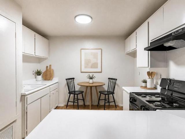 1 Br, 1 bath, Other 601 North East End Ave