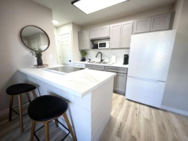 1 Br, 1 bath, Apartment 605 Marsha Court