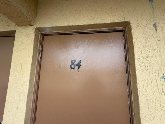 2 Br, 1 bath, Apartment 610 Northwest 7th Avenue