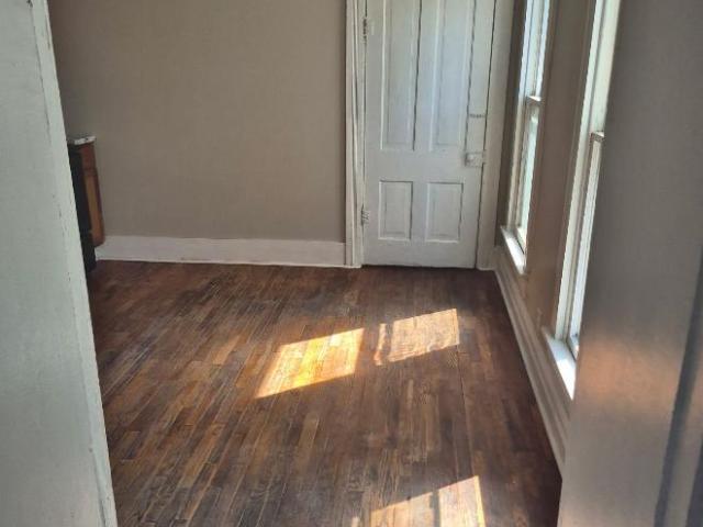 1 Br, 1 bath, Other 611 Nichol Avenue