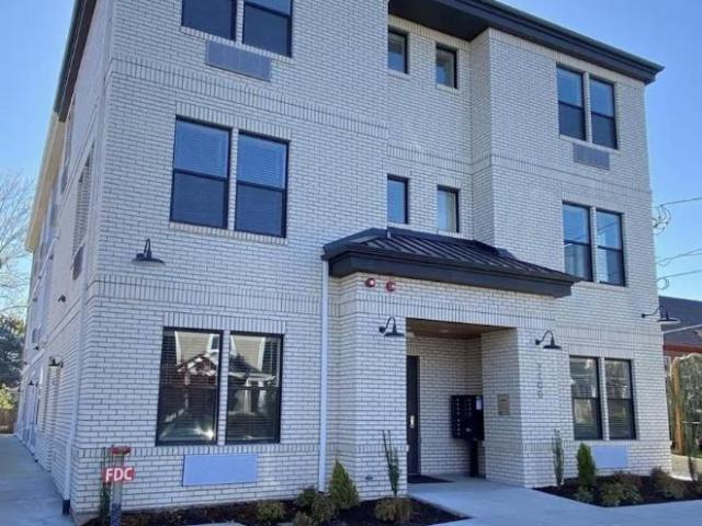1 Br, 1 bath, Other 6580 North Greenwich Avenue
