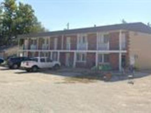 1 Br, 1 bath, Other 708 North Lincoln Street