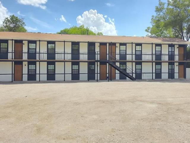 1 Br, 1 bath, Other 716 W Ave I