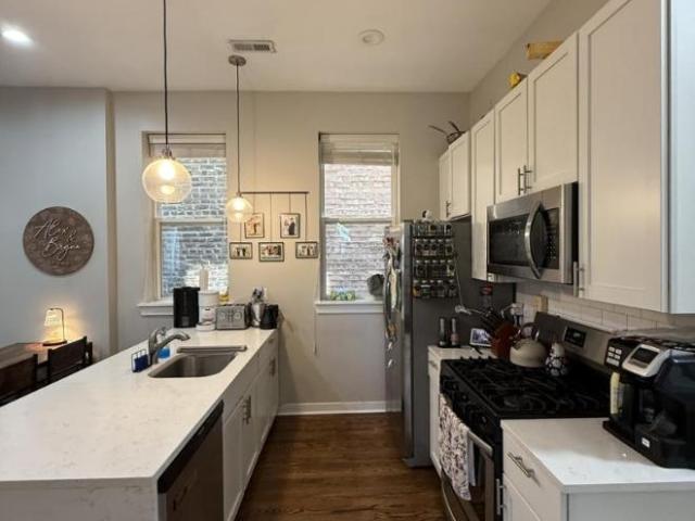 1 Br, 1 bath, Other 734 North Throop Street