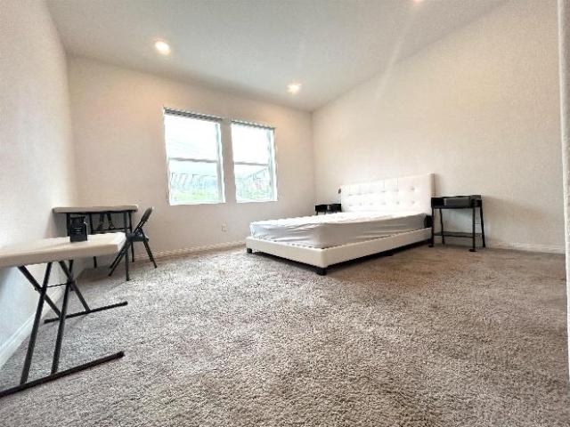 1 Br, 1 bath, Apartment 7504 Haystack Loop