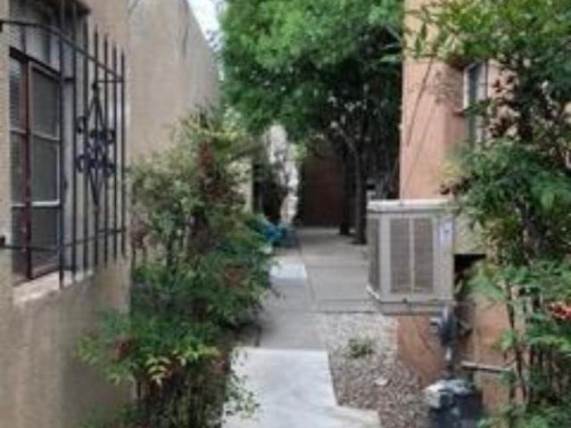 1 Br, 1 bath, Other 800 Kent Ave NW