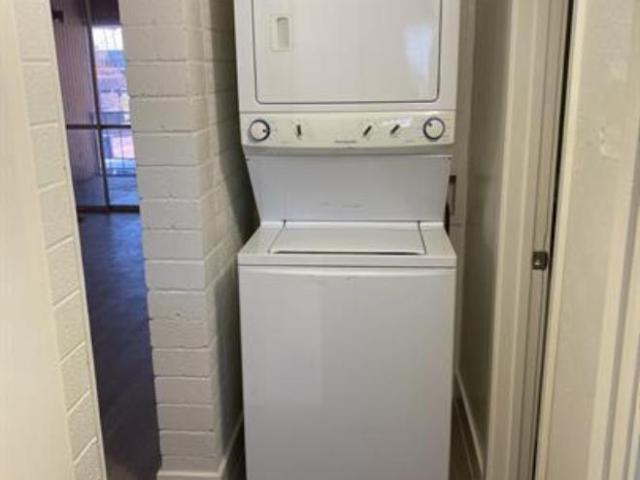 1 Br, 1 bath, Other 819 North Revere