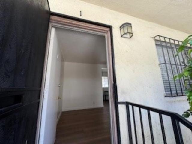 1 Br, 1 bath, Other 8317 S Western Ave