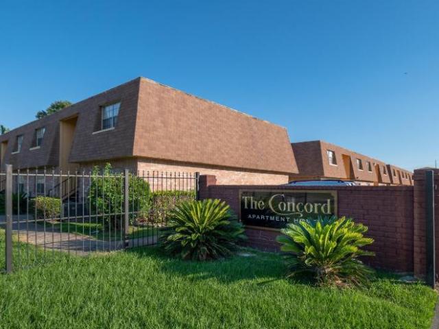 1 Br, 1 bath, Apartment 881 Ridgewood Dr