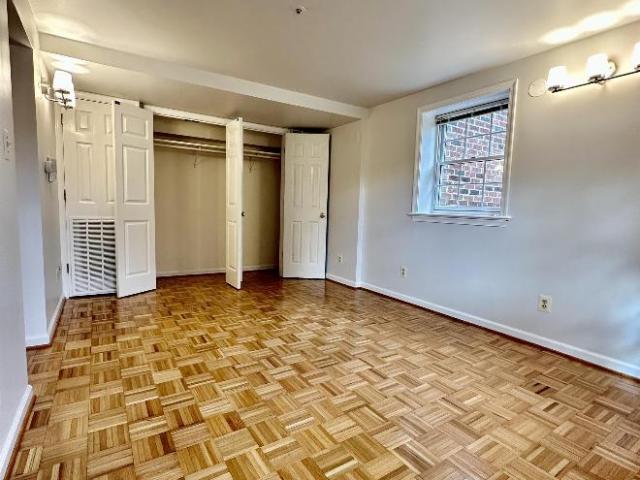 1 Br, 1 bath, Other 907 Church Street
