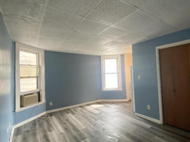 1 Br, 1 bath, Other 909 South 8th Street