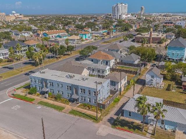 1 Br, 1 bath, Apartment 1002 11th St