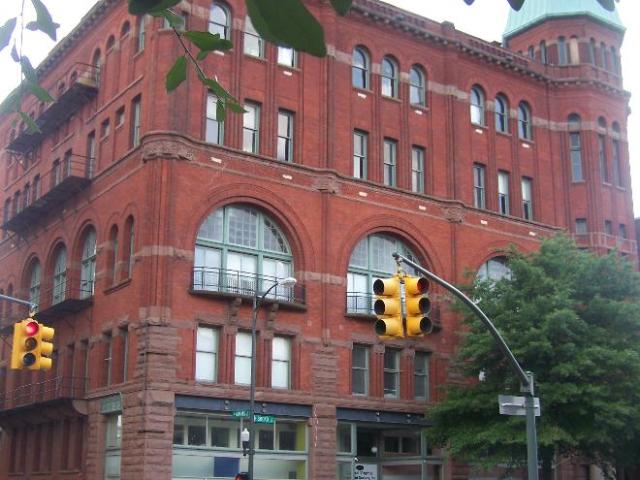 1 Br, 1 bath, Apartment 101 107 West Broad Street
