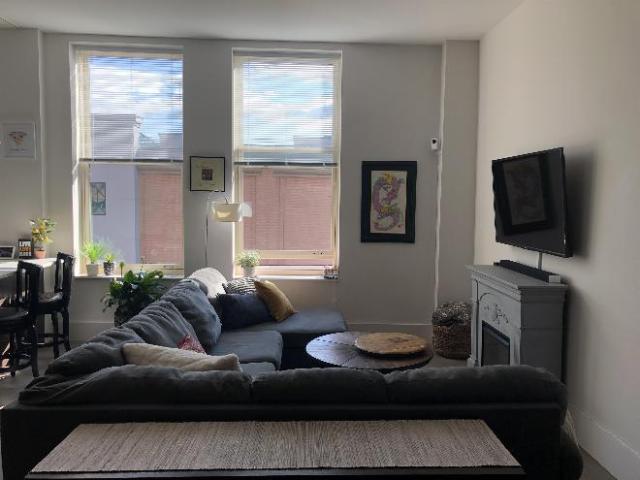 1 Br, 1 bath, Apartment 101 Penn Ave