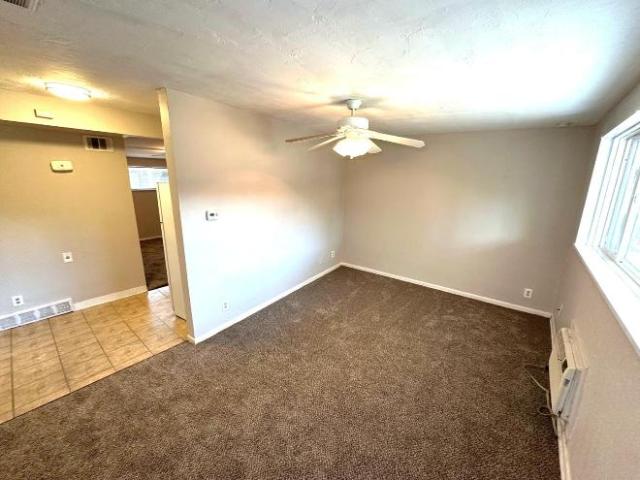 1 Br, 1 bath, Other 102 W Ida Ave
