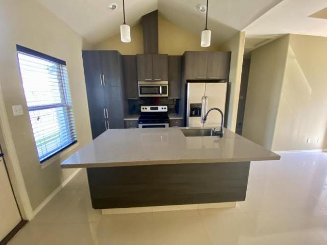 1 Br, 1 bath, Other 109 Fig Drive
