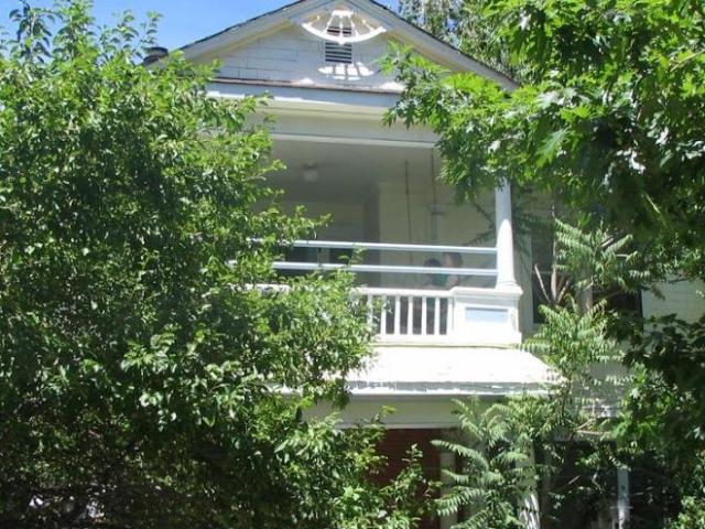 1 Br, 1 bath, Other 1135 Pennsylvania Ave