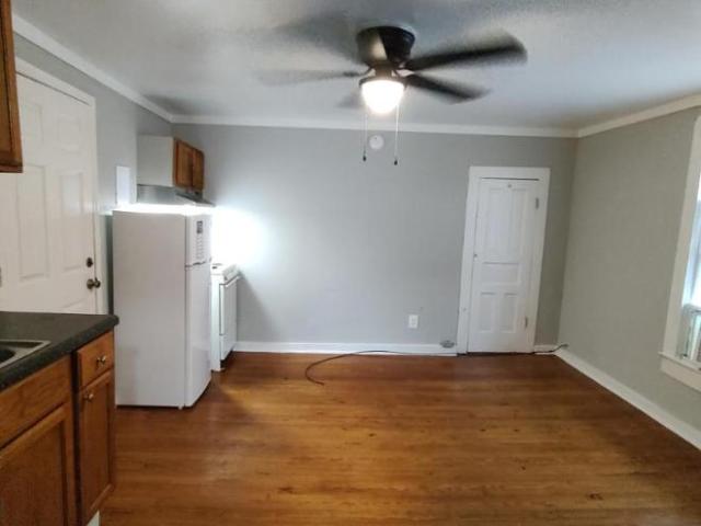1 Br, 1 bath, Other 1206 South Salisbury St