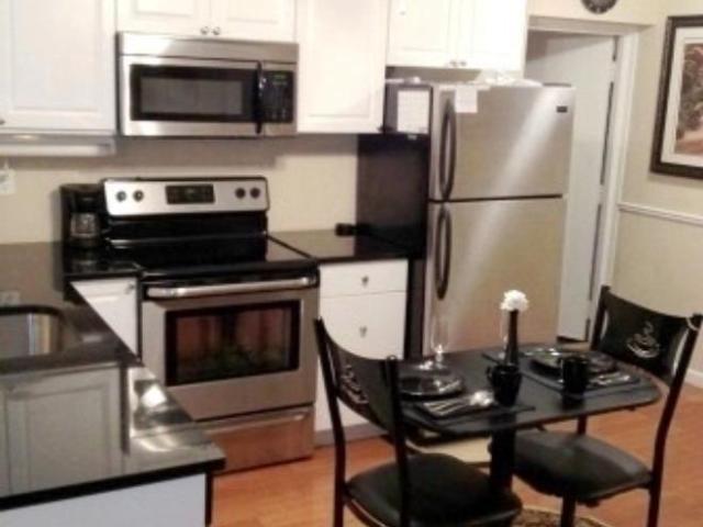 1 Br, 1 bath, Other 125 Montgomery Ave
