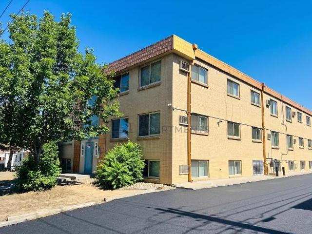 1 Br, 1 bath, Other 1350 1360 North Moline Street