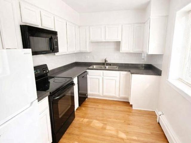 1 Br, 1 bath, Other 1404 W Estes Ave