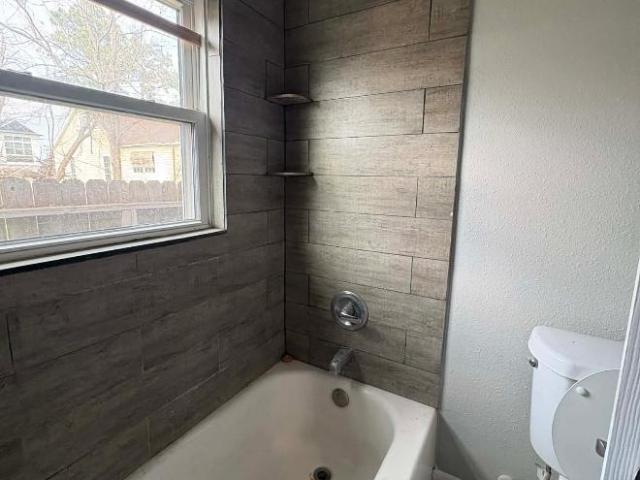 1 Br, 1 bath, Apartment 1412 Sydnor Street