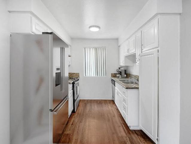 1 Br, 1 bath, Other 15105 Sherman Way