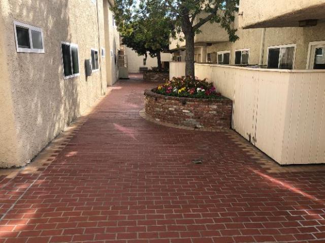 1 Br, 1 bath, Apartment 1525 S Saltair Ave